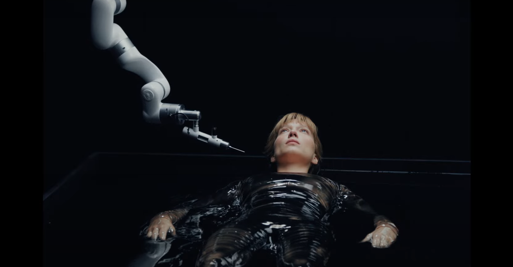 "The Beast" Trailer: Léa Seydoux from 'Crimes of the Future' Ventures ...